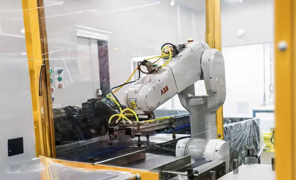 Medical Device Assembly, Testing & Packaging – Sterling Industries